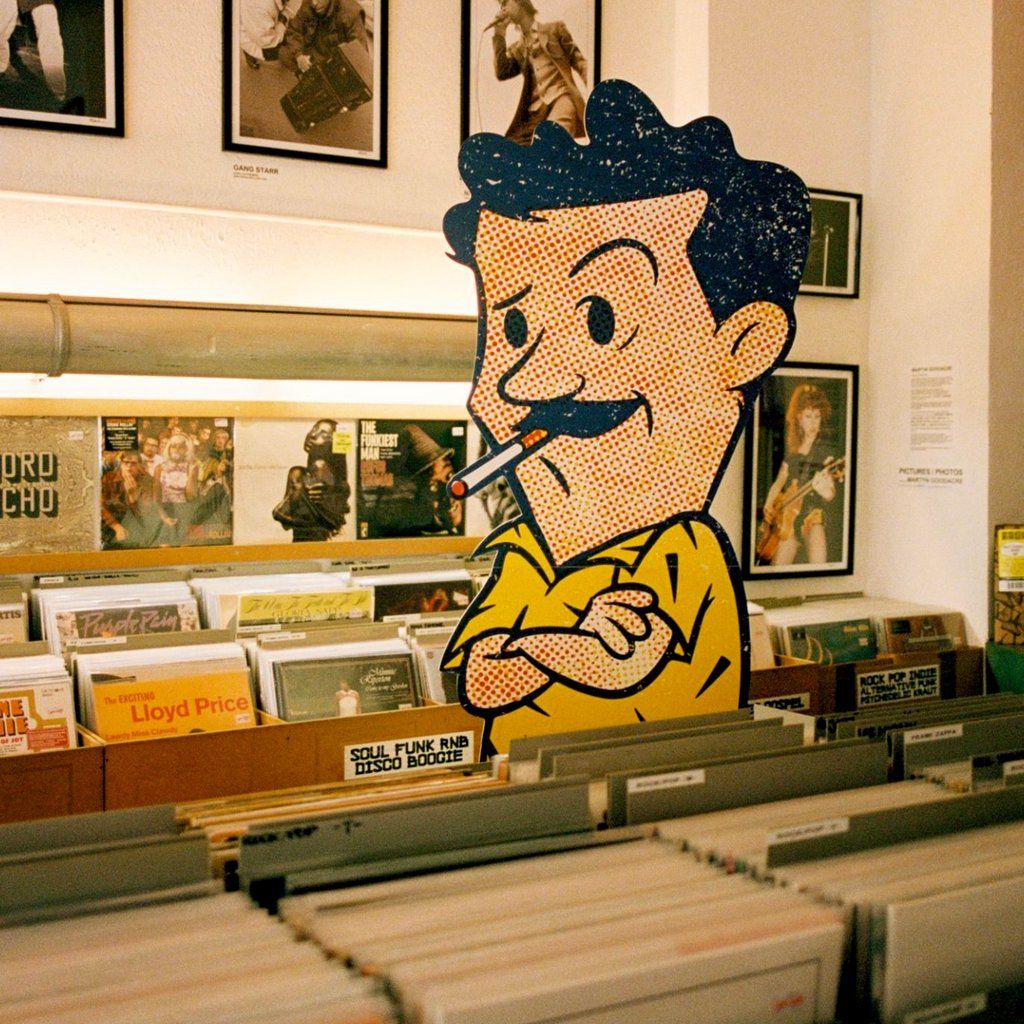 Vibrant x Giraffe: Halloween Special at The Hideout Warrington on 31st ...